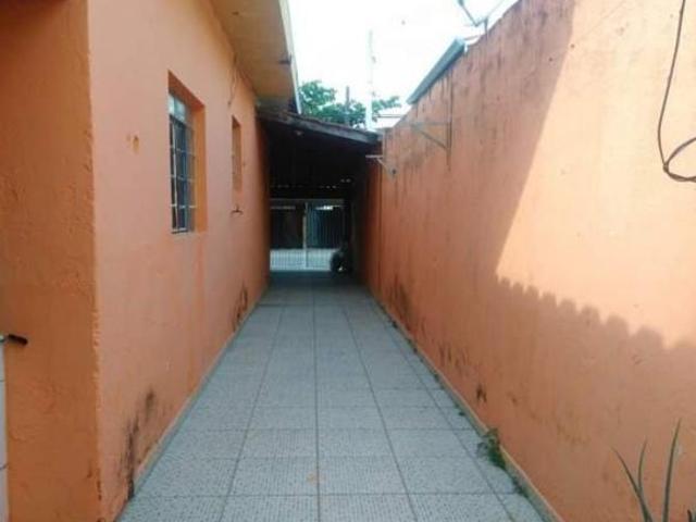 Casa para venda em Residencial E Comercial Cidade Jardim de 250.00m² com 3 Quartos e 3 Garagens