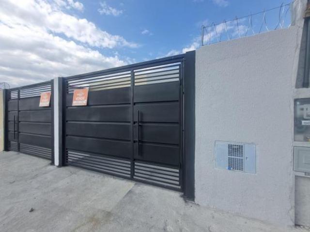 Casa para venda em Residencial E Comercial Portal Dos Eucaliptos de 61.00m² com 2 Quartos, 1 Suite e