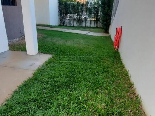 Casa para venda em Residencial Eldorado de 233.00m² com 3 Quartos, 1 Suite e 2 Garagens