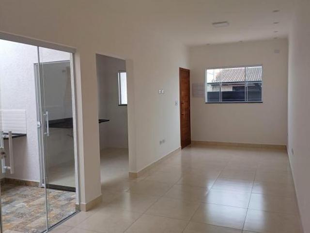 Casa para venda em Residencial Estoril de 70.00m² com 2 Quartos, 1 Suite e 2 Garagens