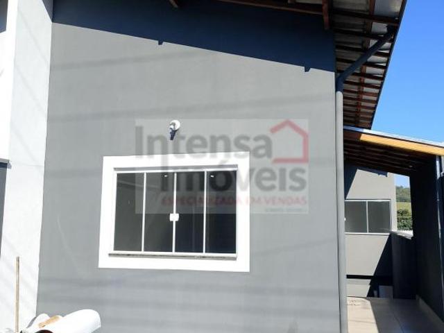 Casa para venda em Residencial Estoril de 95.00m² com 2 Quartos, 1 Suite e 2 Garagens