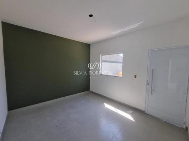 Casa para venda em Residencial Estoril de 150.00m² com 2 Quartos, 1 Suite e 1 Garagem