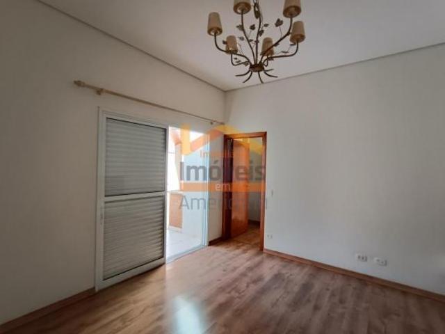 Casa para venda em Residencial Horto Florestal Jacyra I de 189.00m² com 3 Quartos, 3 Suites e 4 Gara