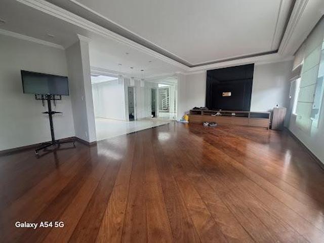 Casa para venda em Residencial Horto Florestal Jacyra I de 209.00m² com 3 Quartos, 1 Suite e 5 Garag