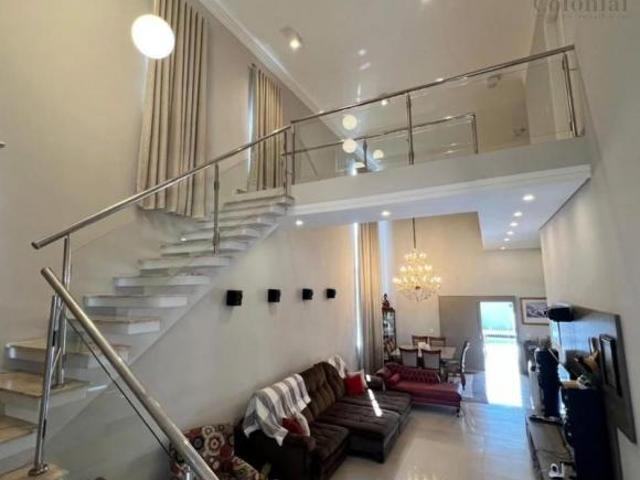 Casa para venda em Residencial Ibi aram de 264.00m² com 3 Quartos, 1 Suite e 6 Garagens