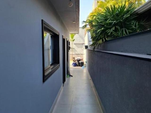 Casa para venda em Residencial Ibi aram de 265.00m² com 3 Quartos, 3 Suites e 4 Garagens
