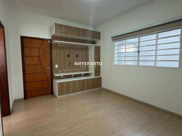 Casa para venda em Residencial Itapuã de 155.00m² com 3 Quartos, 1 Suite e 2 Garagens