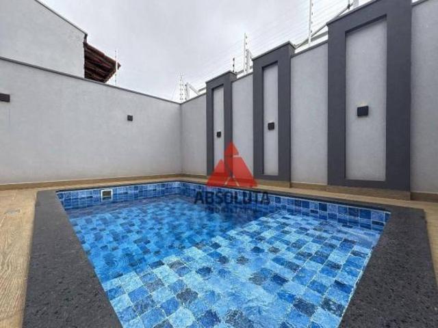 Casa para venda em Residencial Jacira de 220.00m² com 3 Quartos, 3 Suites e 4 Garagens