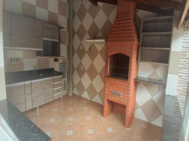 Casa para venda em Residencial Jardim Perolla de 140.00m² com 2 Quartos e 4 Garagens
