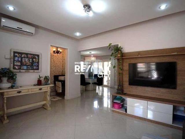 Casa para venda em Residencial Jardim Perolla de 239.00m² com 3 Quartos, 1 Suite e 4 Garagens
