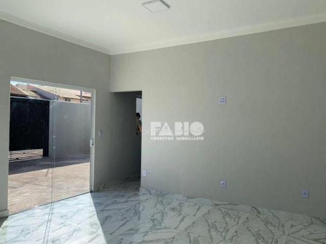Casa para venda em Residencial Jardim Vista Bela de 80.00m² com 2 Quartos, 1 Suite e 2 Garagens