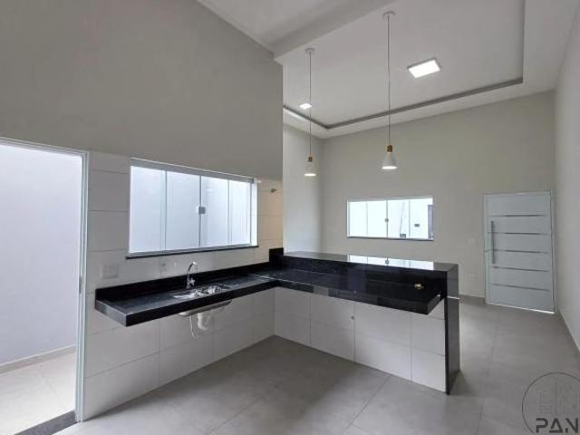Casa para venda em Residencial Ouro Verde de 100.00m² com 2 Quartos, 1 Suite e 1 Garagem