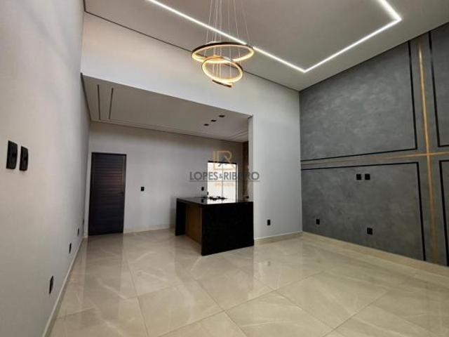 Casa para venda em Residencial Ouro Verde de 110.00m² com 3 Quartos, 1 Suite e 2 Garagens