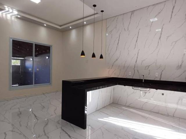 Casa para venda em Residencial Ouro Verde de 125.00m² com 2 Quartos, 1 Suite e 2 Garagens