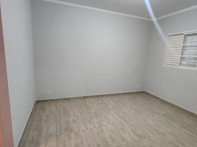 Casa para venda em Residencial Ouro Verde de 141.00m² com 3 Quartos, 1 Suite e 2 Garagens