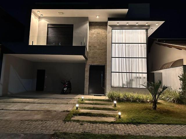 Casa para venda em Residencial Ouroville em Taubaté São Paulo de 234.00m² com 3 Quartos, 3 Suítes e 4 Garagens