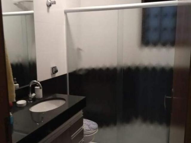 Casa para venda em Residencial Laranjeiras de 402.00m² com 5 Quartos, 1 Suite e 3 Garagens