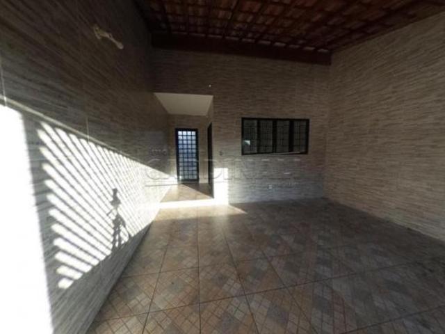 Casa para venda em Residencial Monsenhor Romeu Tortorelli de 132.00m² com 2 Quartos e 2 Garagens