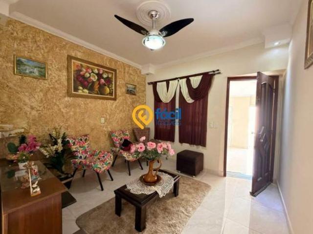 Casa para venda em Residencial Monte Líbano de 250.00m² com 3 Quartos, 1 Suite e 3 Garagens