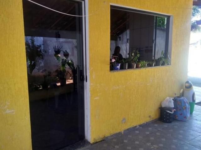 Casa para venda em Residencial Maricá de 273.00m² com 2 Quartos, 1 Suite e 2 Garagens