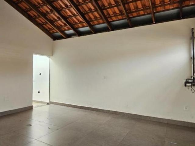 Casa para venda em Residencial Meireles com 3 quartos, sendo 1 suíte, 162m²