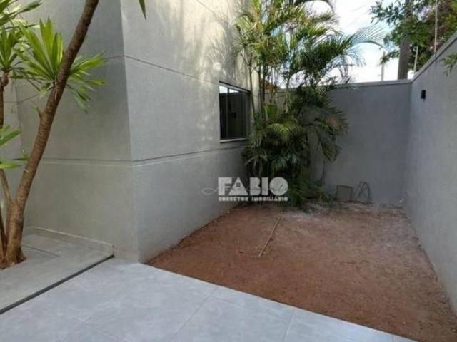 Casa para venda em Residencial Mirante de 108.00m² com 3 Quartos, 1 Suite e 2 Garagens
