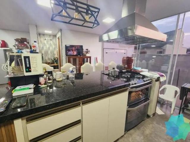 Casa para venda em Residencial São Bento de 262.00m² com 3 Quartos, 2 Suites e 6 Garagens