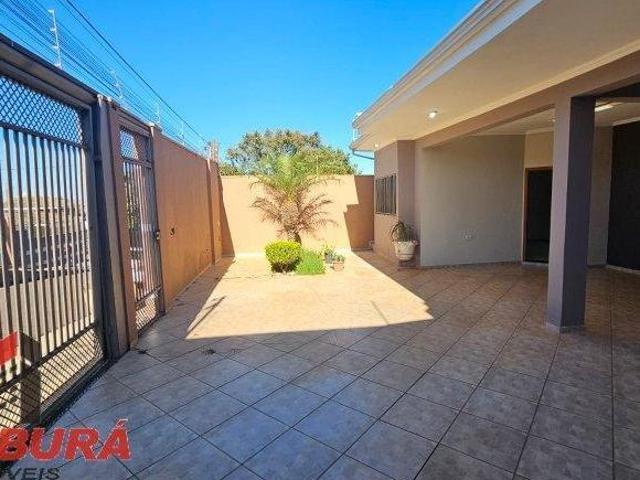 Casa para venda em Residencial São Paulo de 252.00m² com 3 Quartos, 1 Suite e 2 Garagens