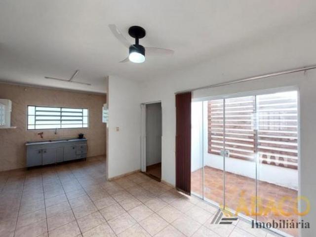 Casa para venda em Residencial Samambaia de 160.00m² com 2 Quartos e 2 Garagens