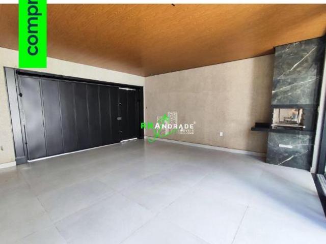 Casa para venda em Residencial San Diego de 120.00m² com 3 Quartos, 1 Suite e 3 Garagens