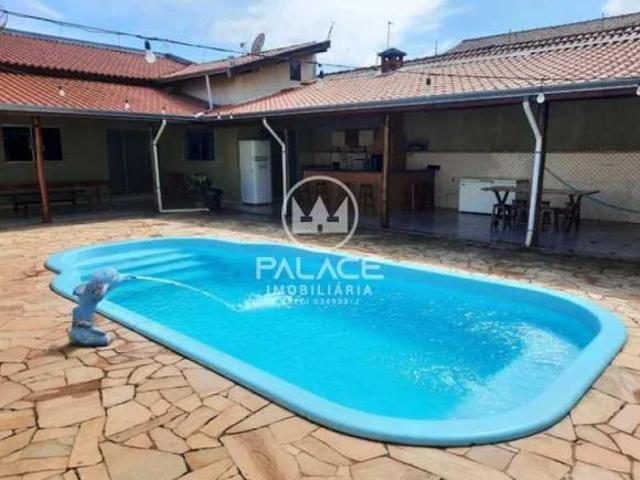 Casa para venda em Residencial Santo Antônio de 202.00m² com 2 Quartos, 1 Suite e 3 Garagens