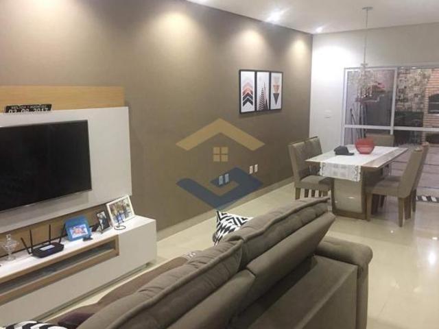 Casa para venda em Residencial Santa Giovana de 113.00m² com 3 Quartos, 1 Suite e 2 Garagens