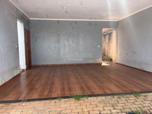 Casa para venda em Residencial Santa Luzia de 275.00m² com 3 Quartos e 1 Suite