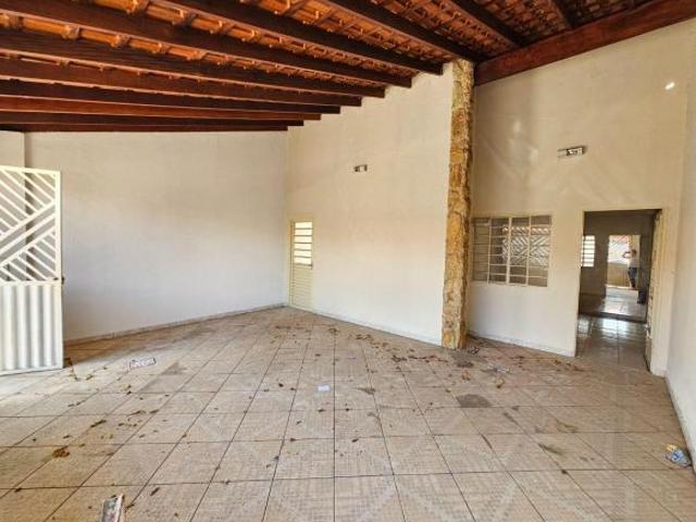 Casa para venda em Residencial Santa Madre Paulina de 148.00m² com 2 Quartos e 2 Garagens