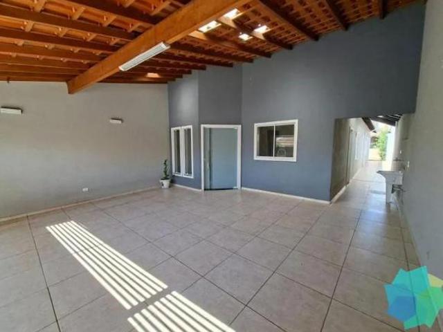 Casa para venda em Residencial Santa Madre Paulina de 160.00m² com 2 Quartos e 3 Garagens