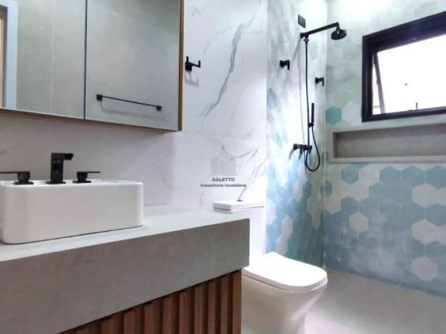 Casa para venda em RESIDENCIAL SANTA MARIA de 330.00m² com 4 Quartos, 2 Suites e 2 Garagens