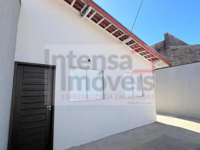 Casa para venda em Residencial Sítio Santo Antônio de 90.00m² com 3 Quartos, 1 Suite e 2 Garagens