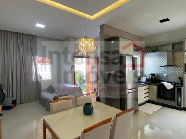 Casa para venda em Residencial Portal Da Mantiqueira de 95.00m² com 3 Quartos, 1 Suite e 2 Garagens