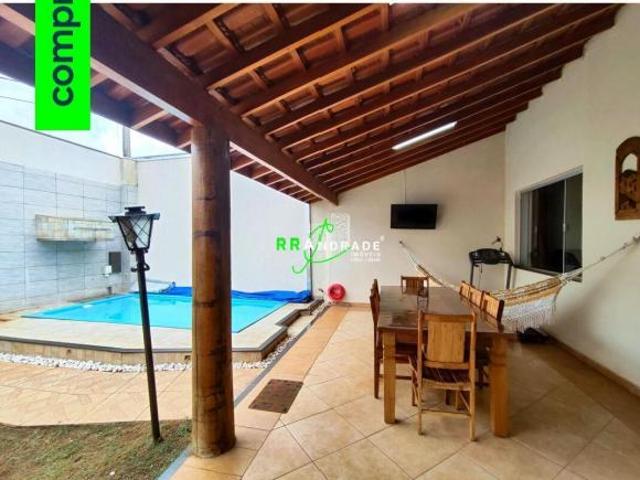 Casa para venda em Residencial Palermo City de 121.00m² com 2 Quartos, 1 Suite e 2 Garagens