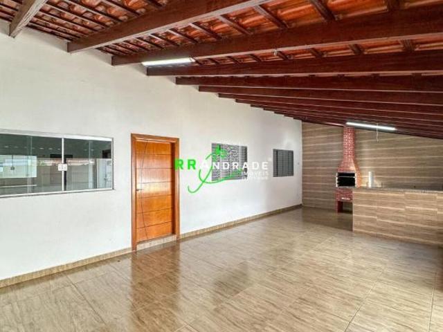 Casa para venda em Residencial Palermo de 200.00m² com 3 Quartos, 1 Suite e 2 Garagens