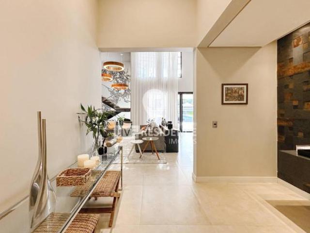 Casa para venda em Residencial Paradiso de 396.00m² com 4 Quartos, 4 Suites e 4 Garagens