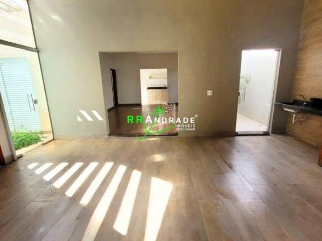 Casa para venda em Residencial Paraíso de 133.00m² com 2 Quartos, 2 Suites e 2 Garagens