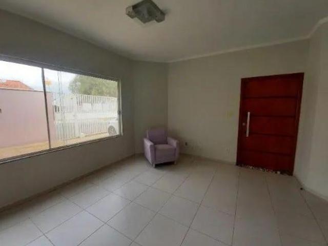 Casa para venda em Residencial Parque Das Palmeiras de 130.00m² com 3 Quartos, 1 Suite e 3 Garagens