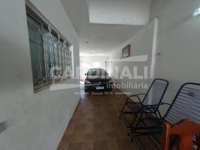 Casa para venda em Residencial Parque Douradinho de 106.00m² com 2 Quartos, 1 Suite e 2 Garagens