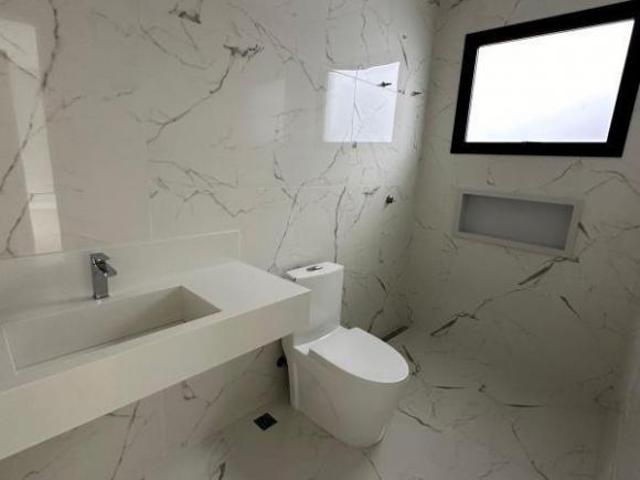 Casa para venda em Residencial Pecan de 172.00m² com 3 Quartos, 3 Suites e 2 Garagens