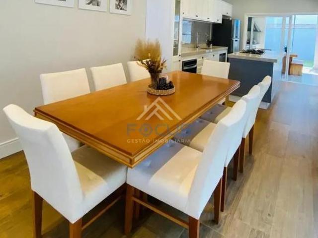 Casa para venda em Residencial Pecan de 185.00m² com 3 Quartos, 1 Suite e 4 Garagens