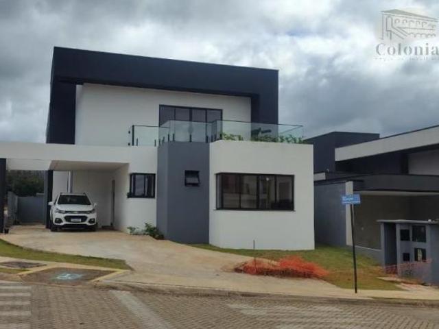 Casa para venda em Residencial Pecan de 220.00m² com 3 Quartos, 3 Suites e 2 Garagens