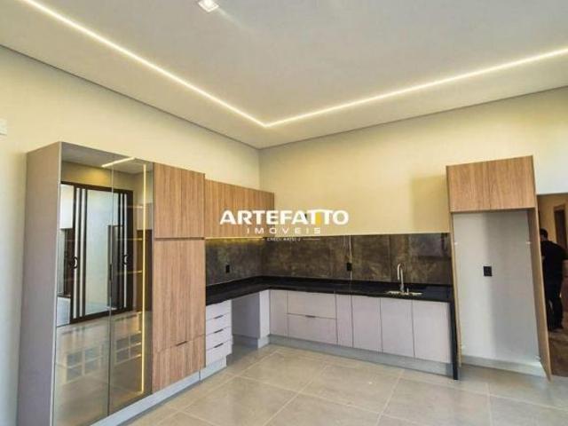 Casa para venda em Residencial Piamalim de 128.00m² com 3 Quartos, 1 Suite e 3 Garagens