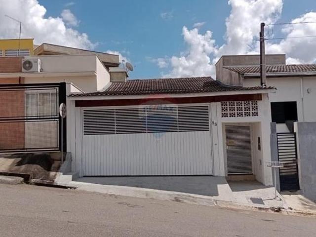 Casa para venda em Residencial Piemonte de 60.65m² com 2 Quartos, 1 Suite e 2 Garagens