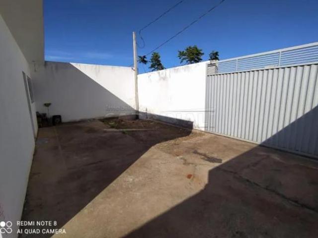 Casa para venda em Residencial Ravena de 90.00m² com 2 Quartos e 1 Garagem